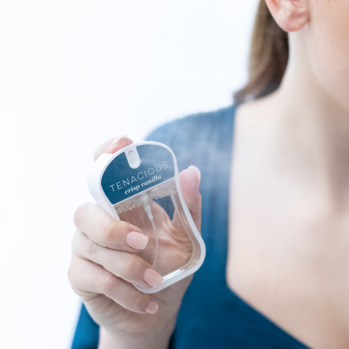 Tenacious (crisp vanilla) | Moisturizing Body Mist – MIXOLOGIE